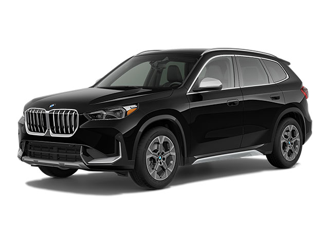 BMW Milwaukee | International BMW | Wisconsin New BMW Vehicle Showroom